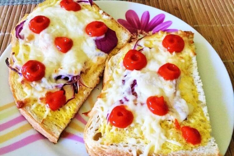 Grilled Cheese Sandwich - Creative Kitchen